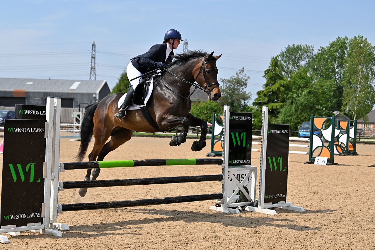 Weston Lawns – 12/5/2024 Unaffiliated | Event Photography in ...